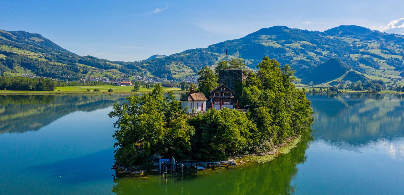 Schwyz vertreibt Wirtepaar von der Schwanau – Arth-online.ch